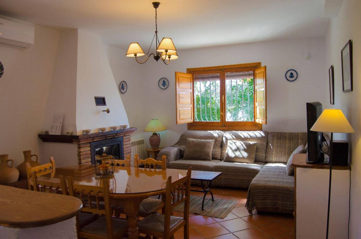 84 M² Casa ∙ 3 Habitaciones ∙ 8 Huéspedes - Sierra Nevada