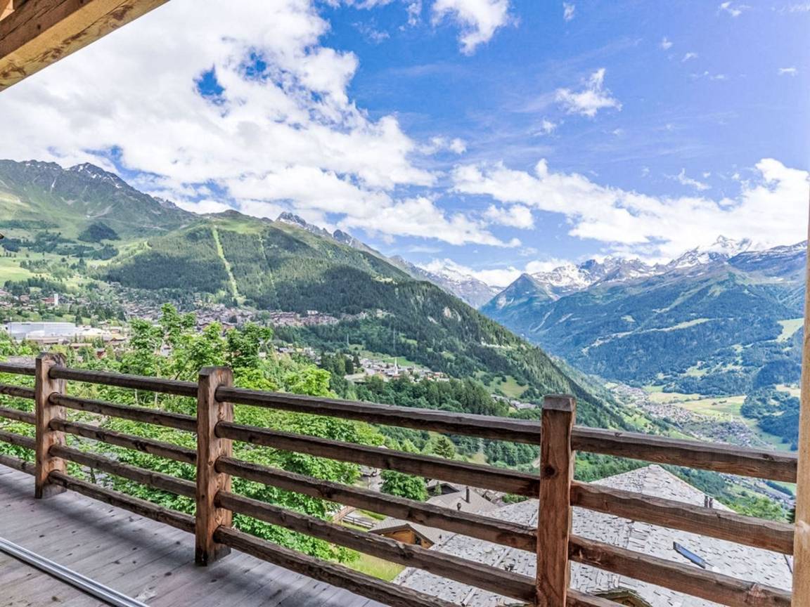 500 M² Talo ∙ 4 Makuuhuonetta ∙ 10 Vierasta - Canazei, TN, Italie