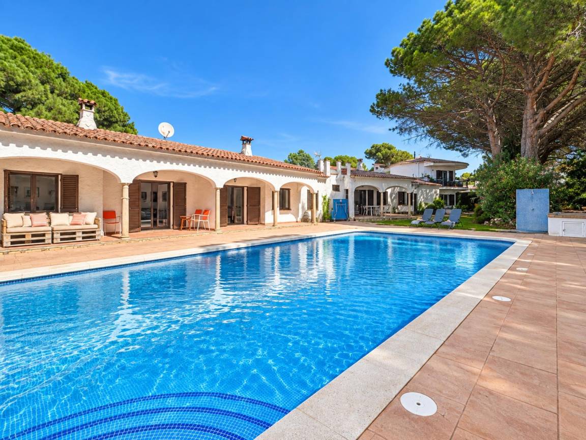 76 M² Villa ∙ 3 Chambres ∙ 6 Personnes - L'Escala