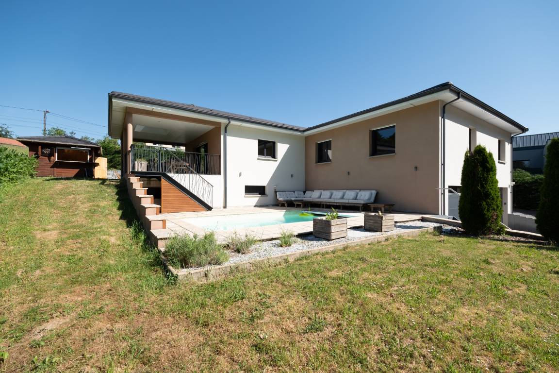 150 M² Maison De Vacances ∙ 3 Chambres ∙ 6 Personnes - Épinal
