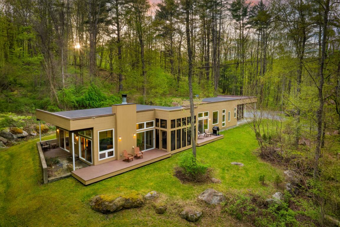 196 M² House ∙ 3 Bedrooms ∙ 8 Guests - West Stockbridge, MA