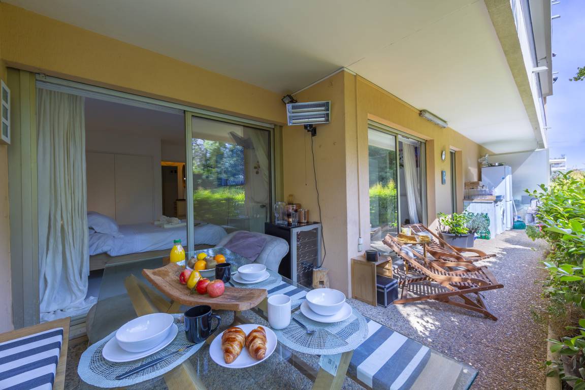 60 M² Appartement ∙ 2 Chambres ∙ 4 Personnes - Parc Phœnix - Nice