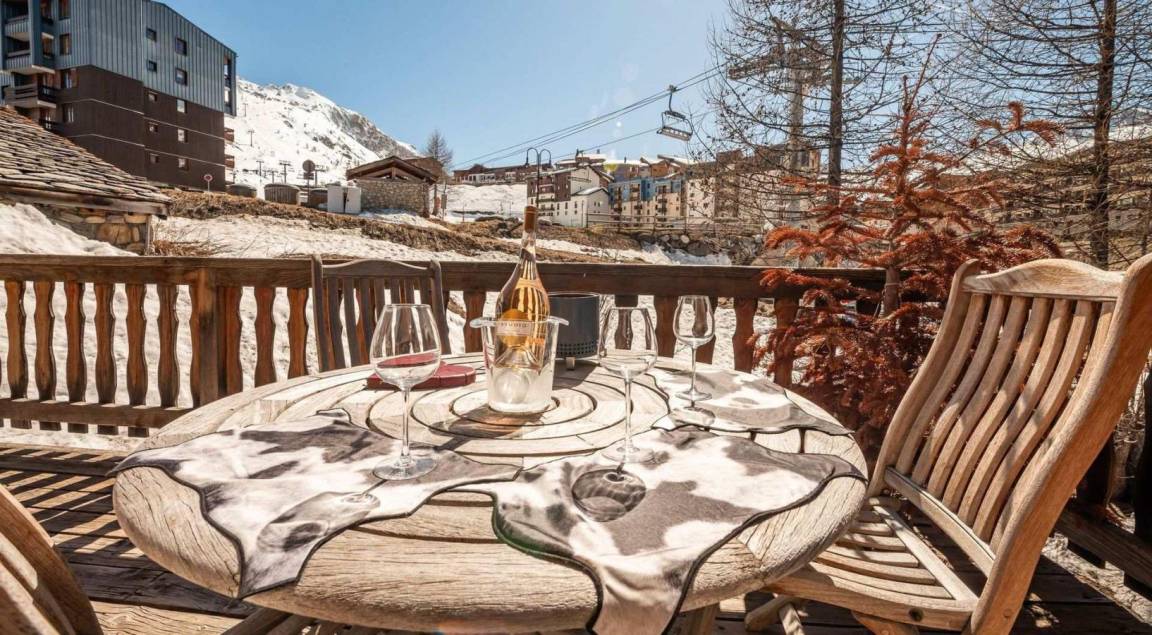 120 M² Chalet ∙ 4 Bedrooms ∙ 8 Guests - Tignes
