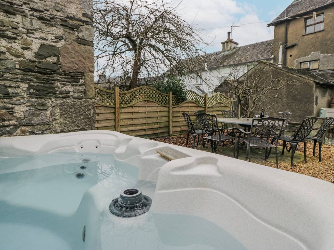 Cottage ∙ 4 Bedrooms ∙ 10 Guests - Cartmel