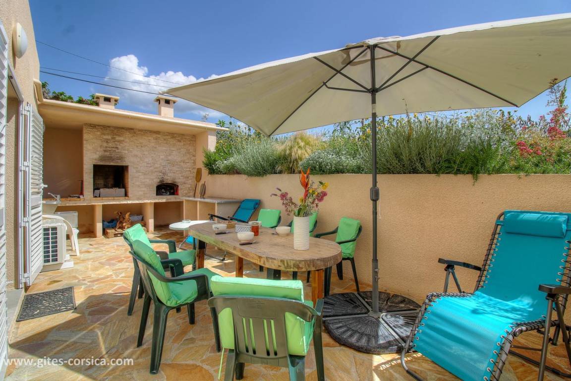 77 M² Gîte ∙ 2 Chambres ∙ 4 Personnes - Corse-du-Sud