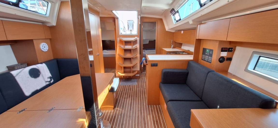 11 M² Huisboot ∙ 2 Slaapkamers ∙ 4 Gasten - Kroatië