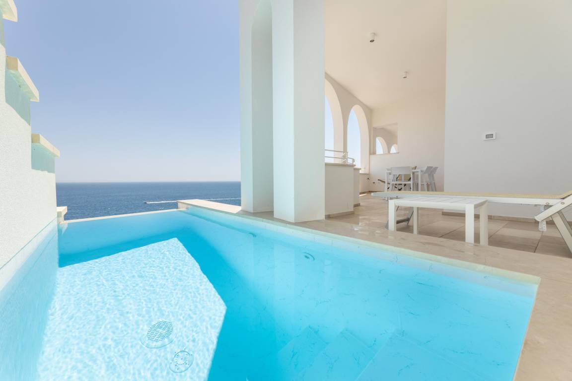 Villa ∙ 2 Bedrooms ∙ 6 Guests - Santa Cesarea Terme