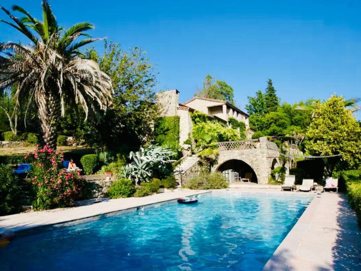 350 M² Casa ∙ 5 Habitaciones ∙ 10 Huéspedes - Fayence