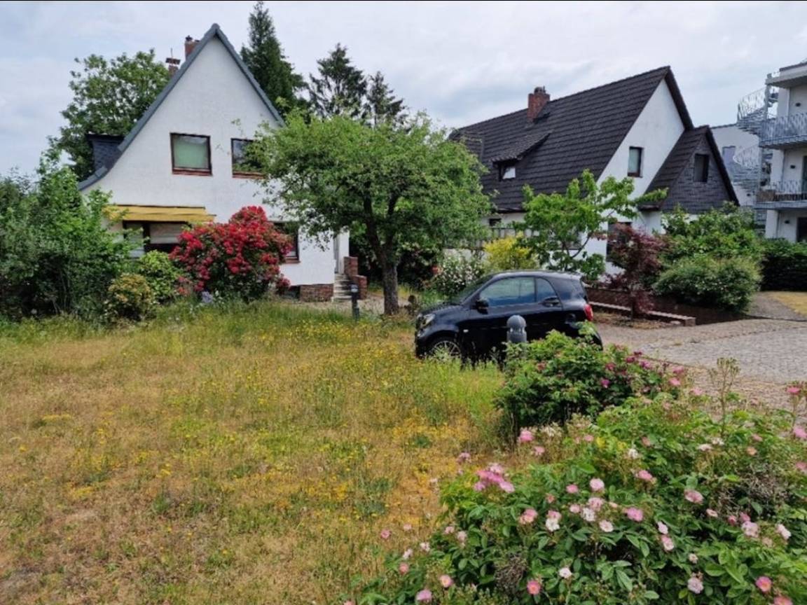 680 M² Ferienhaus ∙ 6 Schlafzimmer ∙ 8 Gäste - Hamburg