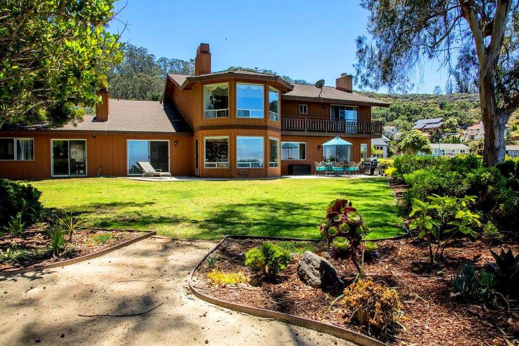 4500 M² House ∙ 5 Bedrooms ∙ 14 Guests - Morro Bay, CA