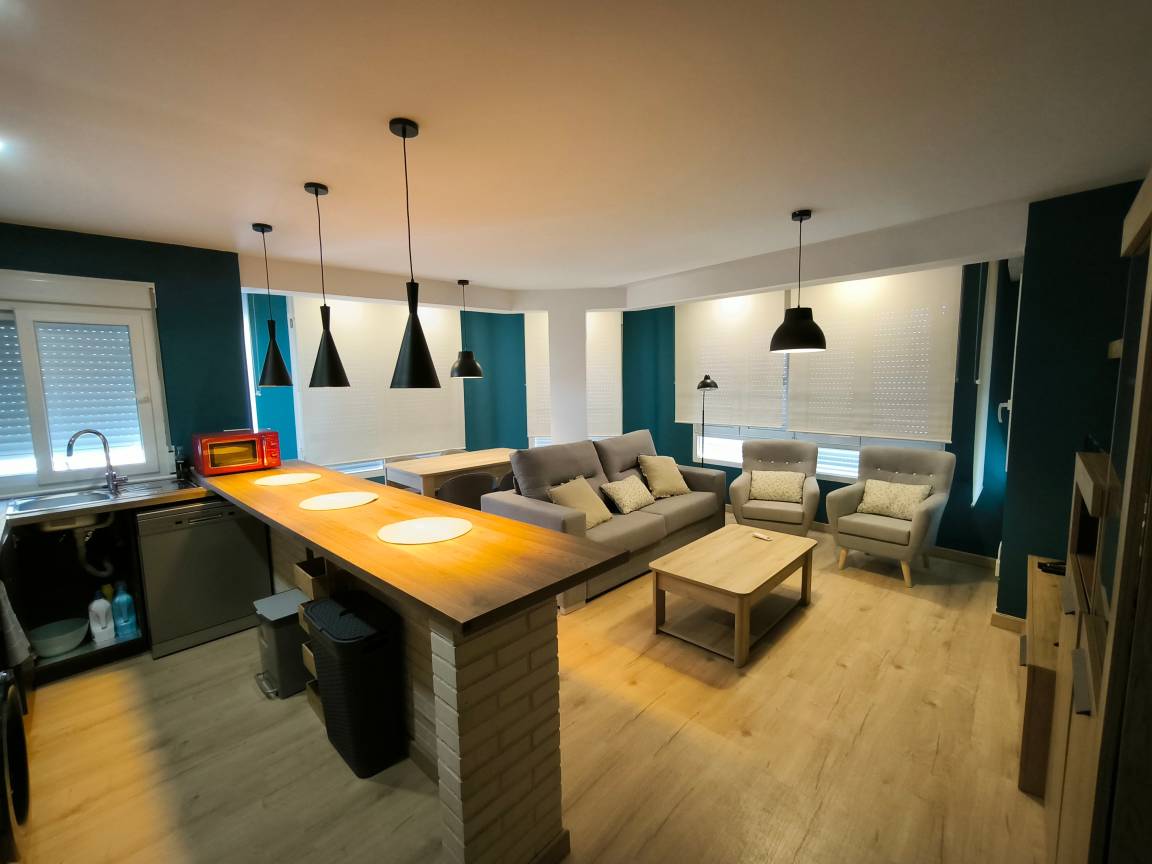 75 M² Apartamento ∙ 2 Habitaciones ∙ 6 Huéspedes - Benicarló