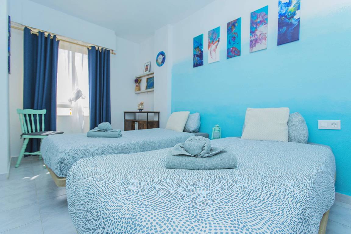 65 M² Ferienhaus ∙ 2 Schlafzimmer ∙ 4 Gäste - Torrevieja
