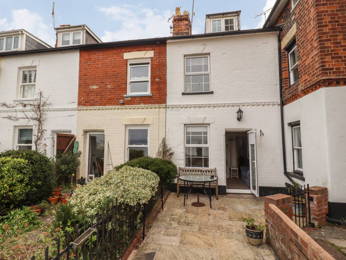 Cottage ∙ 3 Bedrooms ∙ 6 Guests - Exeter