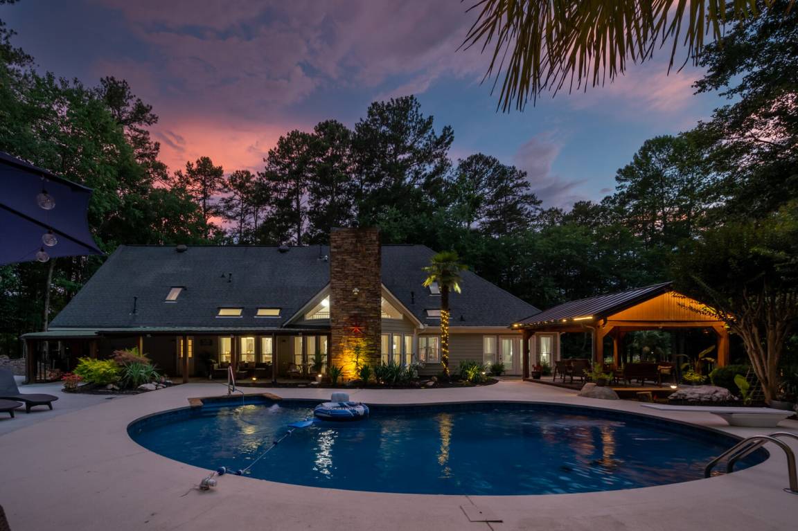 481 M² Casa ∙ 4 Habitaciones ∙ 18 Huéspedes - Cartersville, GA