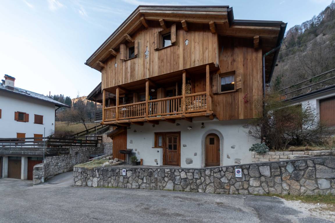 35 M² Monolocale ∙ 2 Ospiti - Agordo