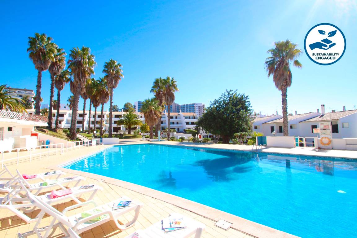 150 M² Villa ∙ 3 Bedrooms ∙ 9 Guests - Albufeira