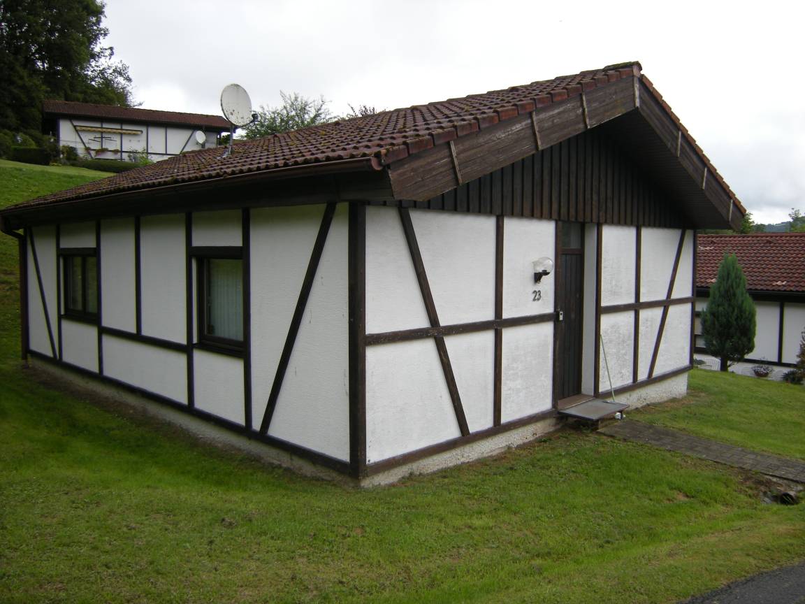 65 M² Bungalow ∙ 2 Schlafzimmer ∙ 4 Gäste - Fulda
