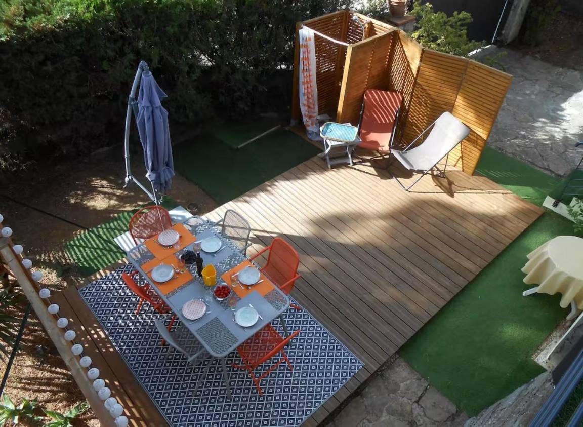 32 M² Mökki ∙ 1 Makuuhuone ∙ 4 Vierasta - Toulon