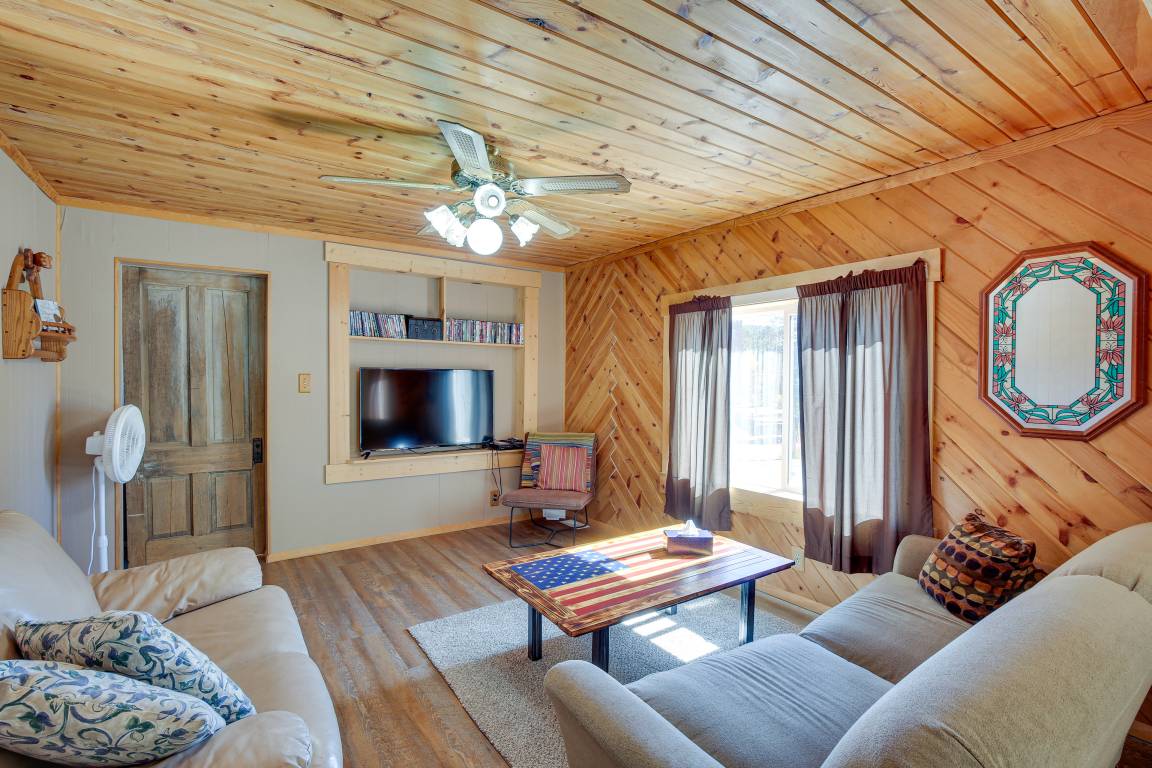 167 M² House ∙ 2 Bedrooms ∙ 10 Guests - Deadwood, SD