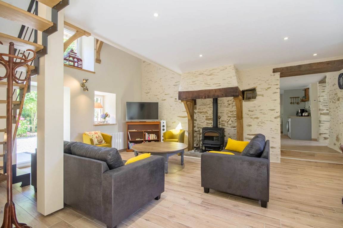 140 M² Gîte ∙ 3 Chambres ∙ 8 Personnes - Guillac
