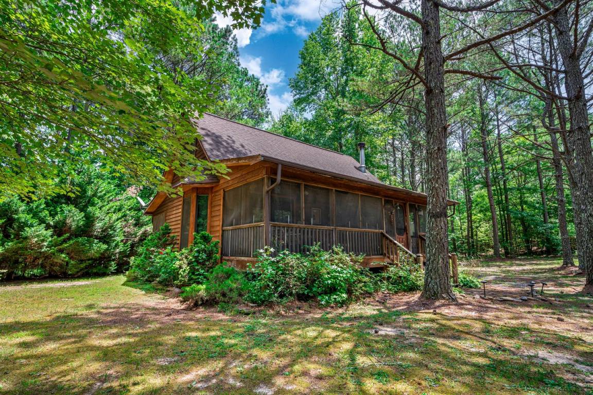 House ∙ 3 Bedrooms ∙ 6 Guests - Mentone, AL