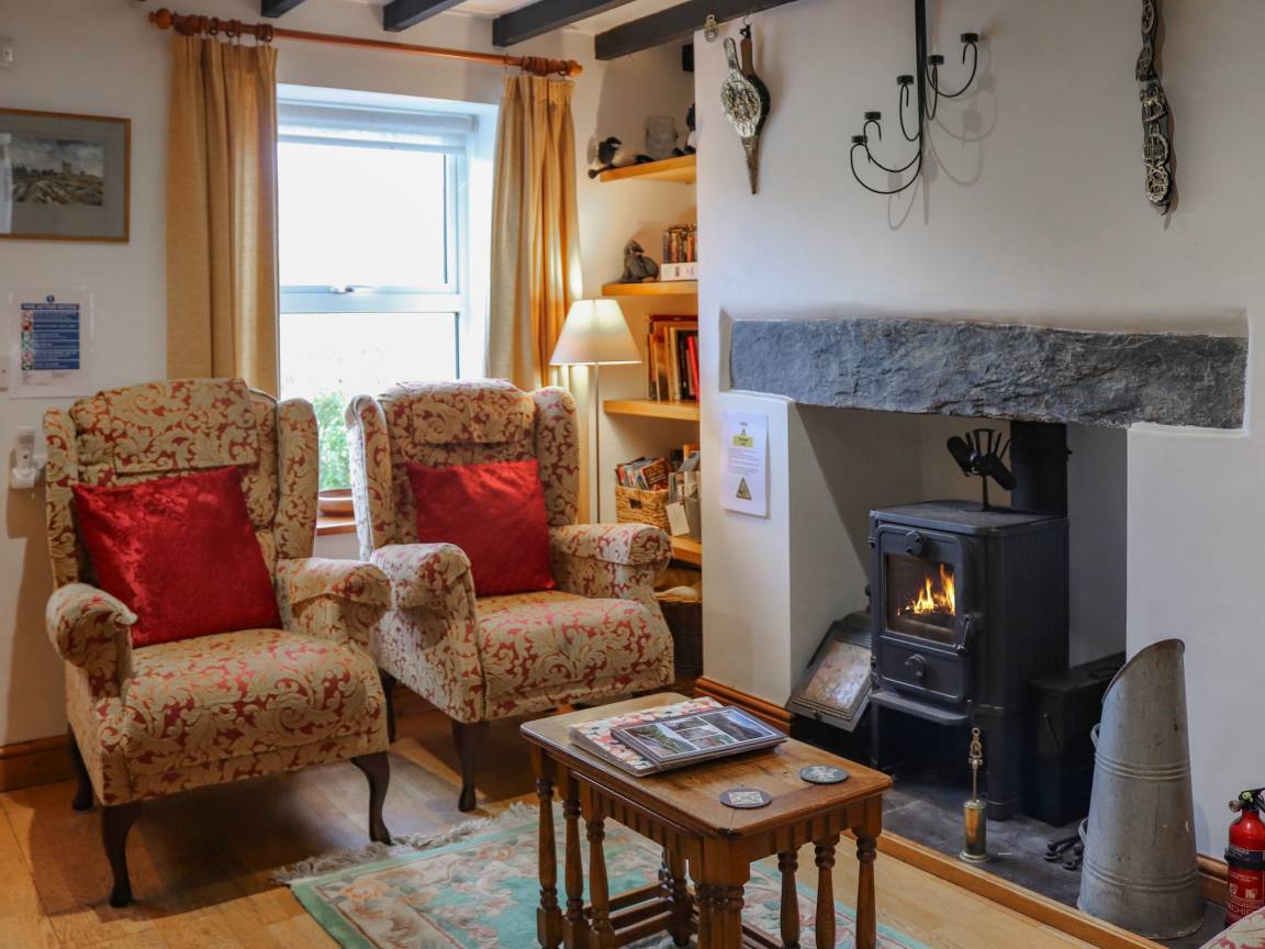 Cottage ∙ 2 Bedrooms ∙ 4 Guests - Penrhyndeudraeth