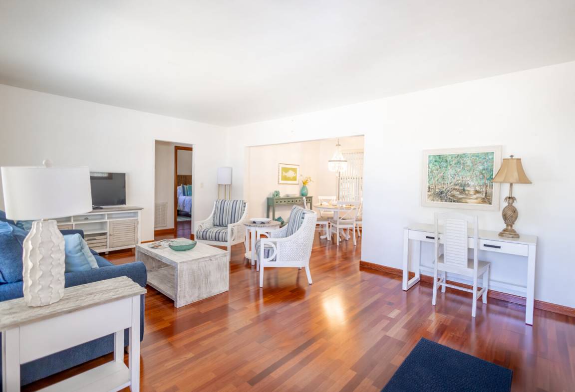 93 M² House ∙ 2 Bedrooms ∙ 4 Guests - Stuart, FL