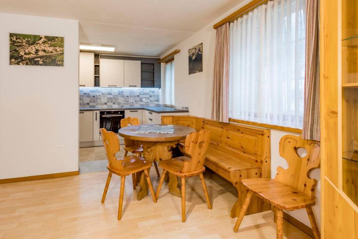 70 M² Ferienwohnung ∙ 2 Schlafzimmer ∙ 4 Gäste - Maloja