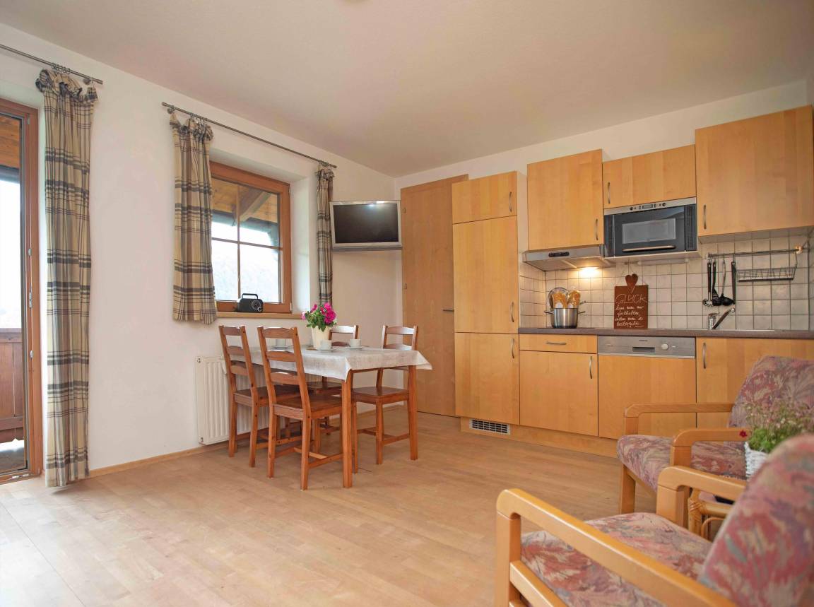 65 M² Appartement ∙ 1 Slaapkamer ∙ 5 Gasten - Walchsee