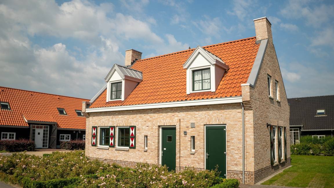 126 M² House ∙ 5 Bedrooms ∙ 10 Guests - Cadzand