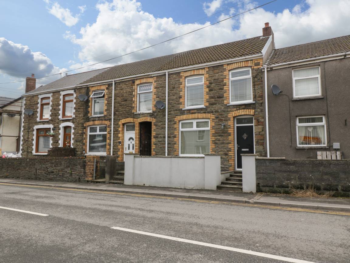 Cottage ∙ 3 Bedrooms ∙ 5 Guests - Port Talbot