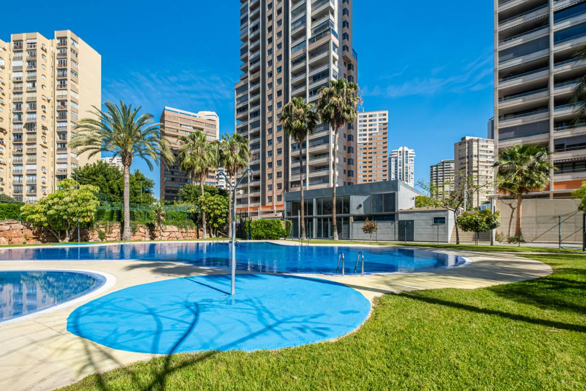 56 M² Apartamento ∙ 1 Habitación ∙ 4 Huéspedes - Benidorm