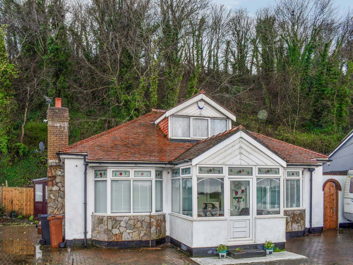 Cottage ∙ 3 Bedrooms ∙ 5 Guests - Talacre Beach