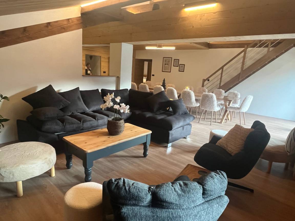 230 M² Maison De Vacances ∙ 7 Chambres ∙ 15 Personnes - Val-d'Illiez