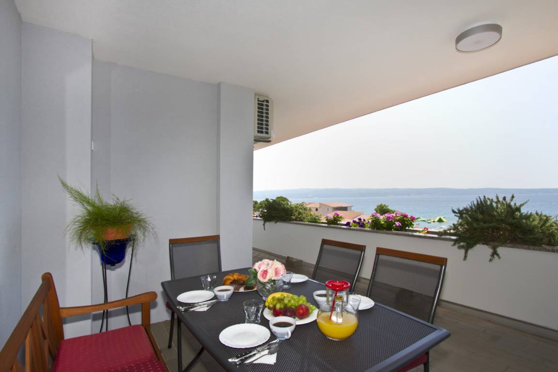 100 M² Ferienwohnung ∙ 5 Schlafzimmer ∙ 11 Gäste - Split
