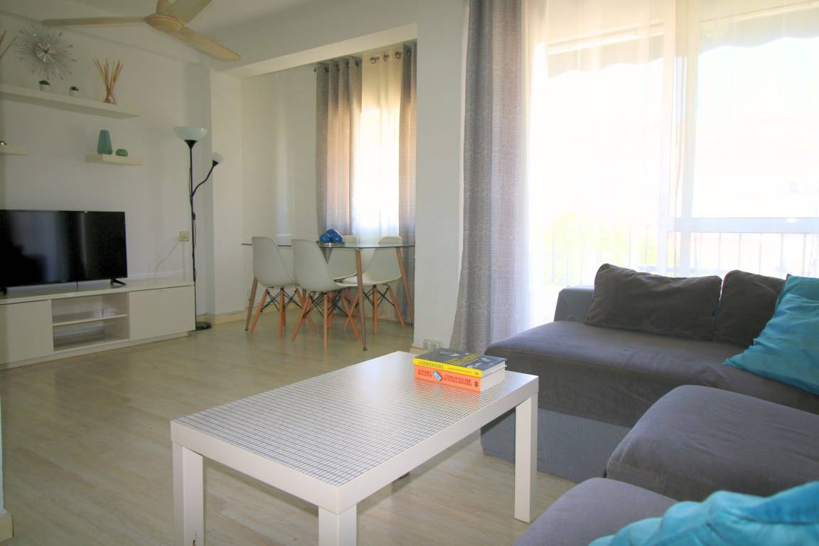 Apartamento ∙ 2 Habitaciones ∙ 6 Huéspedes - Torre del Mar