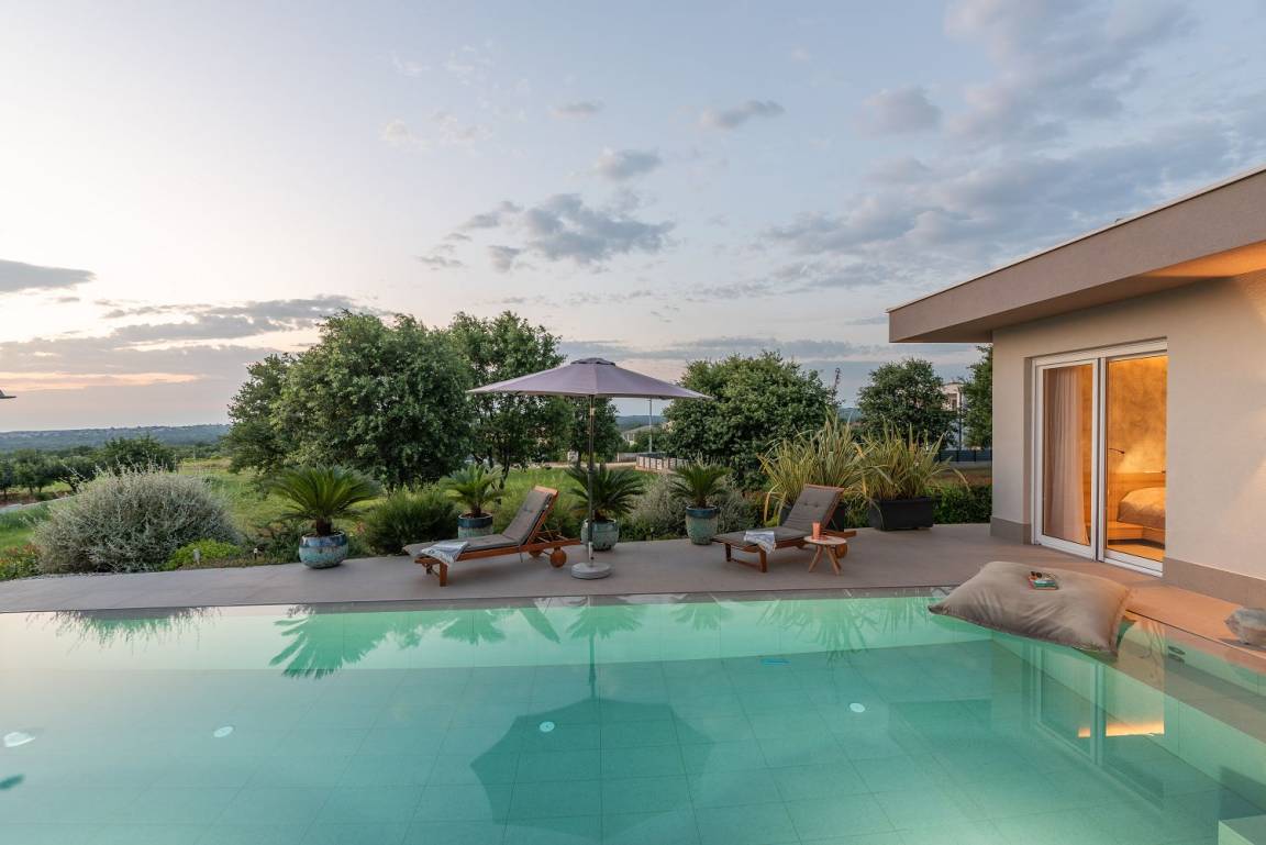 140 M² House ∙ 2 Bedrooms ∙ 6 Guests - Poreč