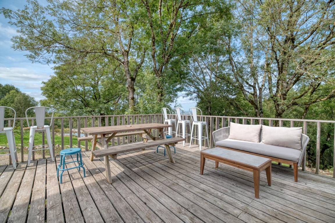 237 M² Ferienhaus ∙ 3 Schlafzimmer ∙ 13 Gäste - Tarn