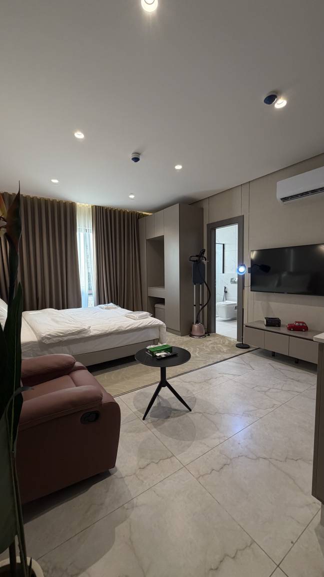 400 M² Huoneisto ∙ 1 Makuuhuone ∙ 2 Vierasta - Amman