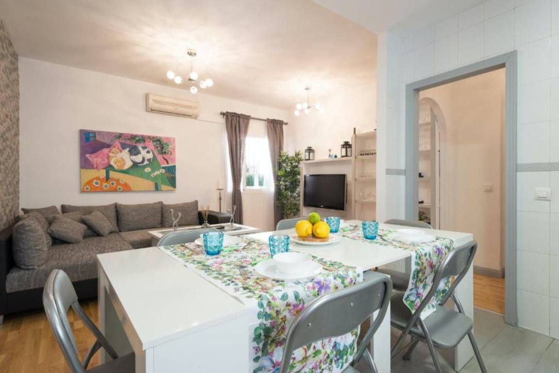 80 M² Appartement ∙ 3 Chambres ∙ 6 Personnes - Malaga