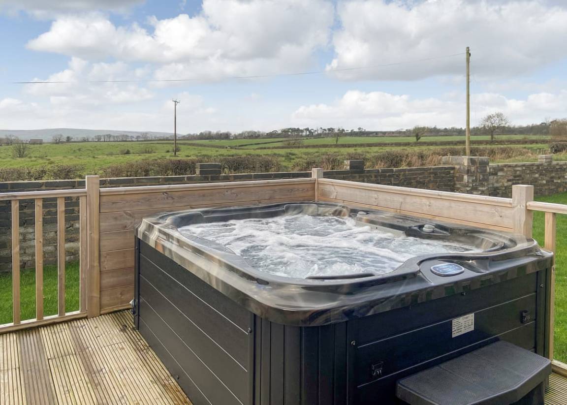 Cottage ∙ 2 Bedrooms ∙ 4 Guests - Ayrshire