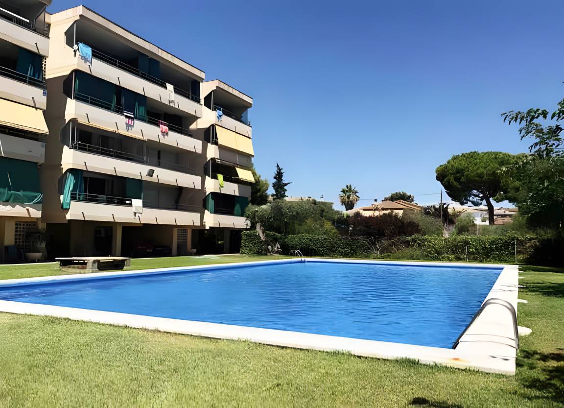 80 M² Appartement ∙ 2 Chambres ∙ 4 Personnes - El Vendrell