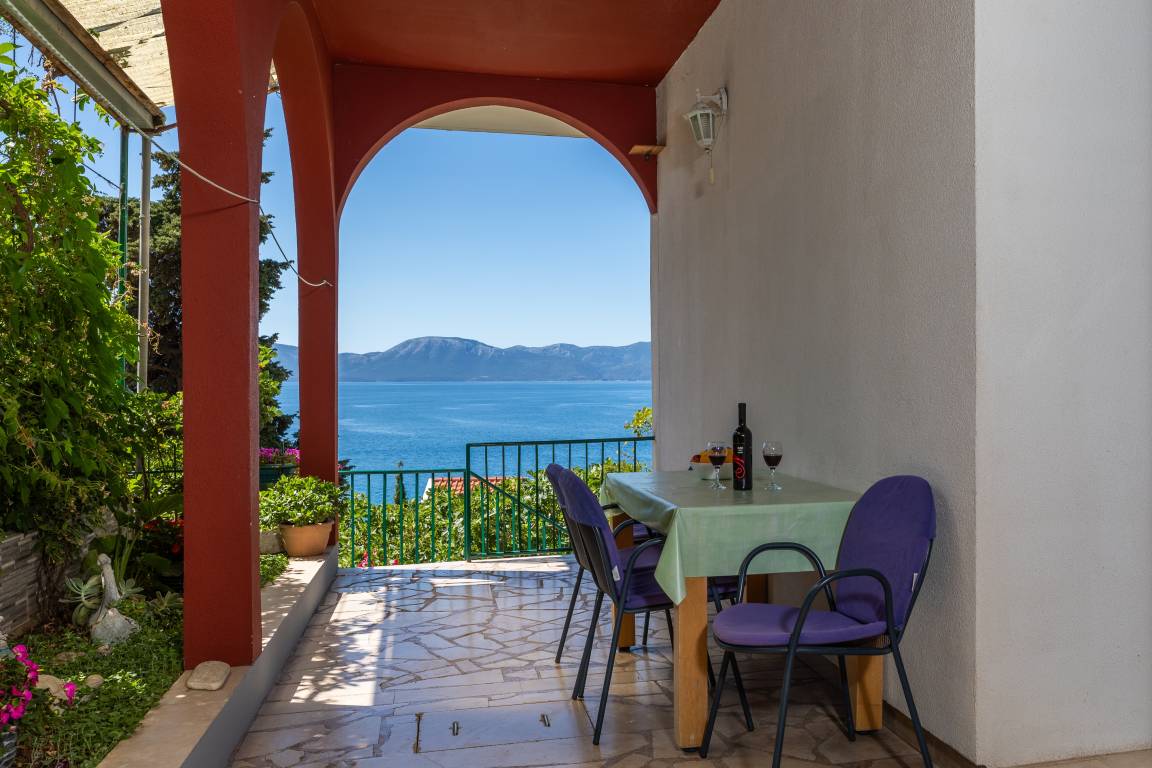 43 M² Ferienwohnung ∙ 2 Schlafzimmer ∙ 4 Gäste - Podaca