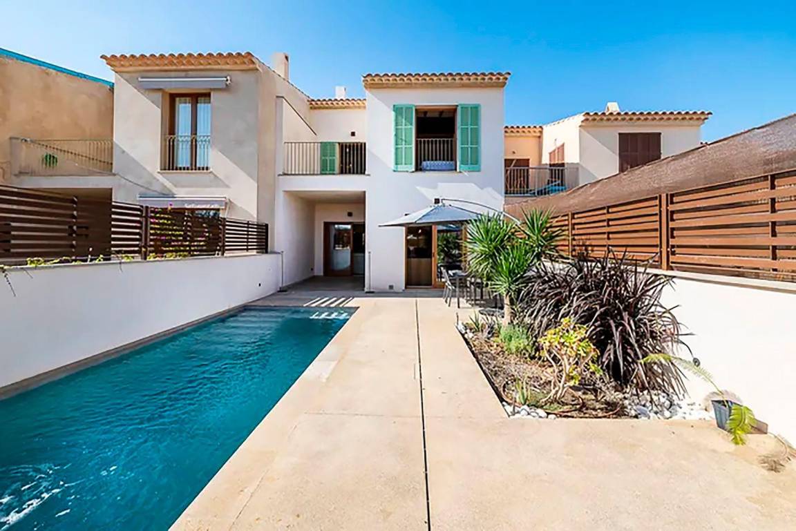 180 M² House ∙ 3 Bedrooms ∙ 8 Guests - Palma