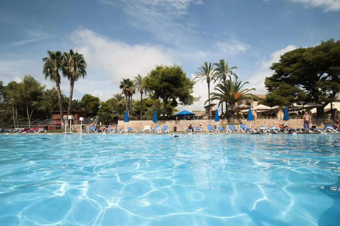 50 M² Caravan ∙ 2 Bedrooms ∙ 4 Guests - Vilanova i la Geltrú