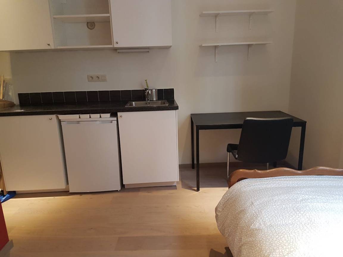 200 M² Chambre Privée ∙ 1 Chambre ∙ 1 Personne - Bruxelles