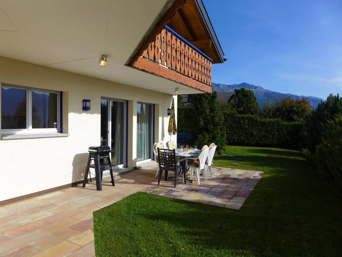 75 M² Maison De Vacances ∙ 3 Chambres ∙ 6 Personnes - Sierre