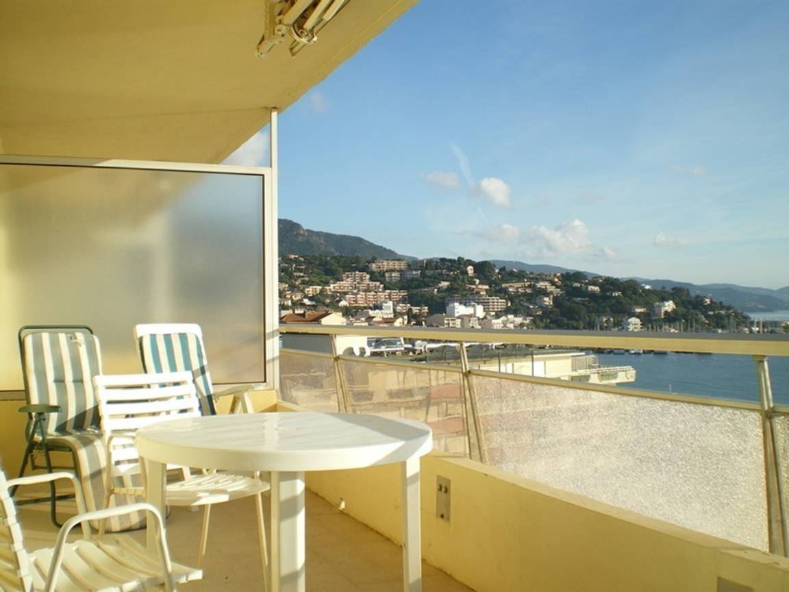 27 M² Studio ∙ 1 Chambre ∙ 2 Personnes - Le Lavandou