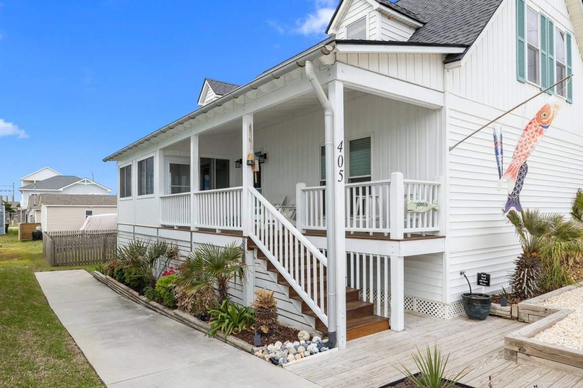 House ∙ 3 Bedrooms ∙ 6 Guests - Atlantic Beach, NC