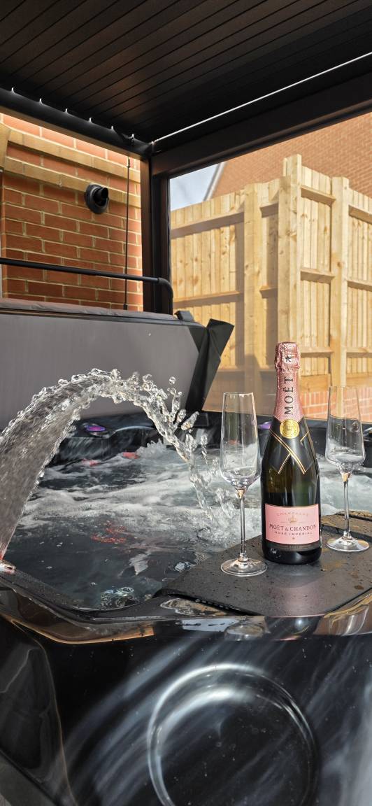 House ∙ 3 Bedrooms ∙ 3 Guests - Hertfordshire